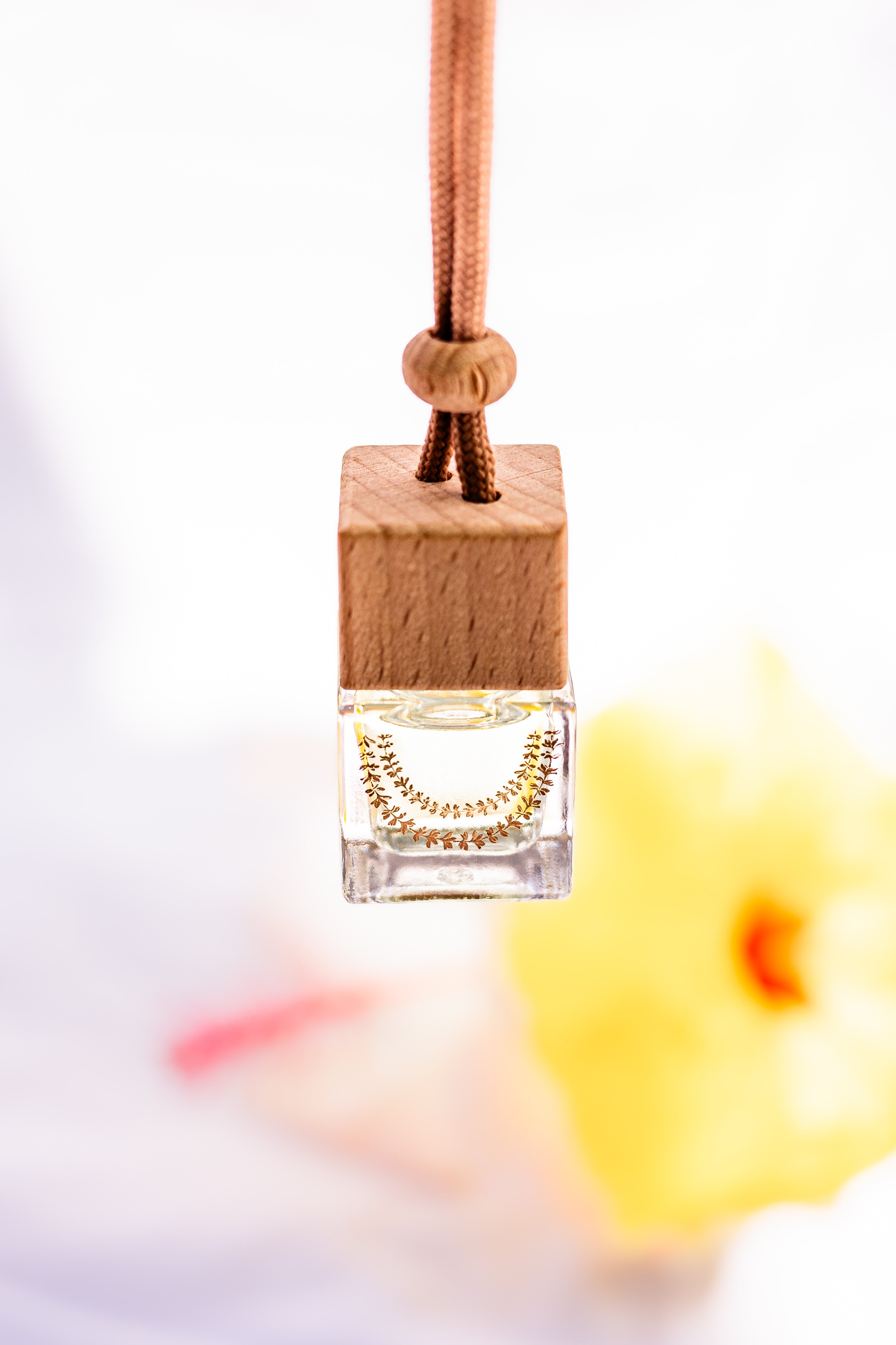 8 ML Hanging Mini Lei Diffuser – Nostalgic Scents of Hawai'i By: Ha'a & Co.